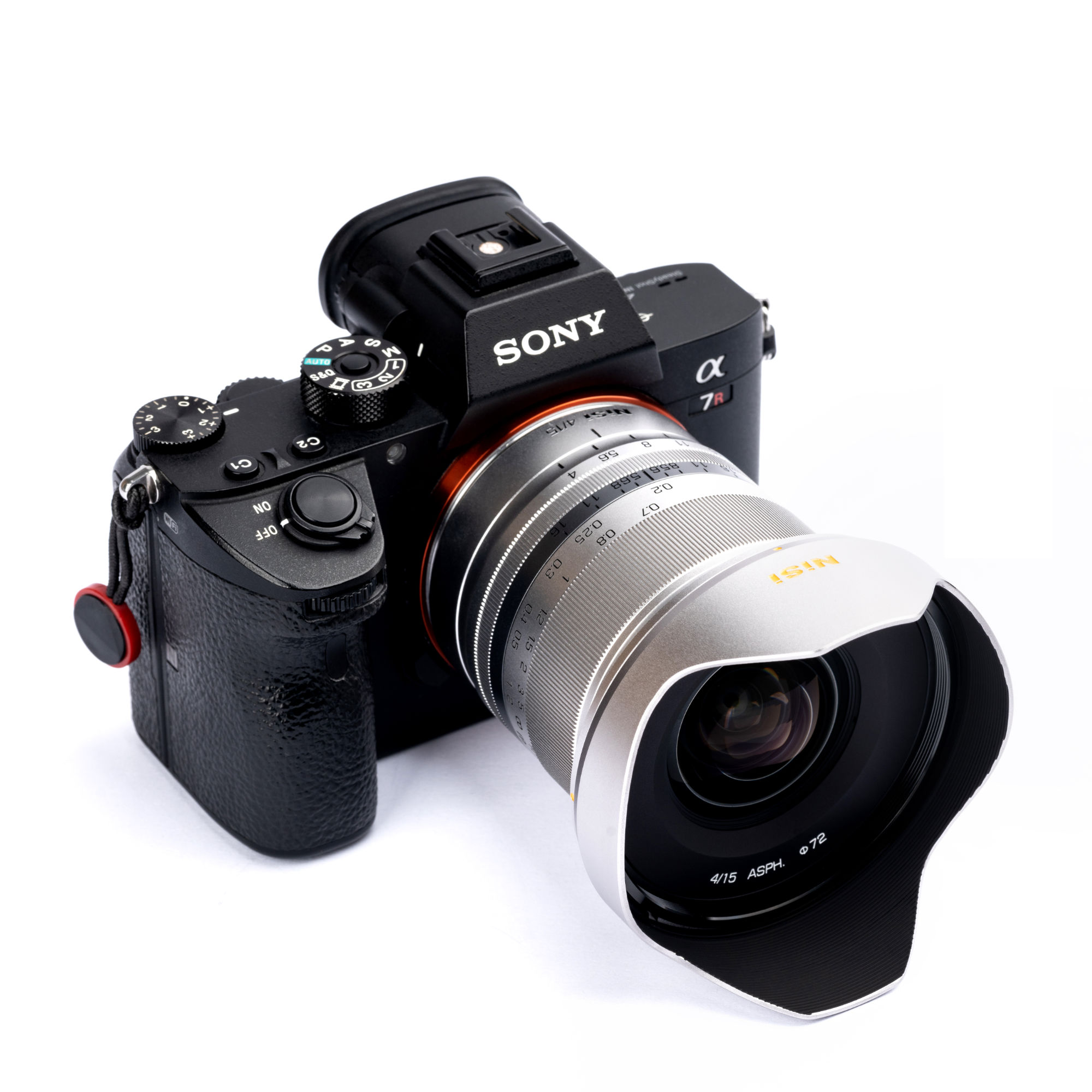 NiSi 15mm f/4 Sunstar Super Wide Angle Full Frame ASPH Lens in Silver ...